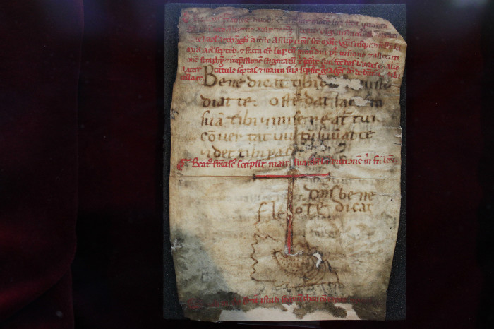 利用韩纸复原意大利文物Chartula : Korea.net : 大韩民国官方网站